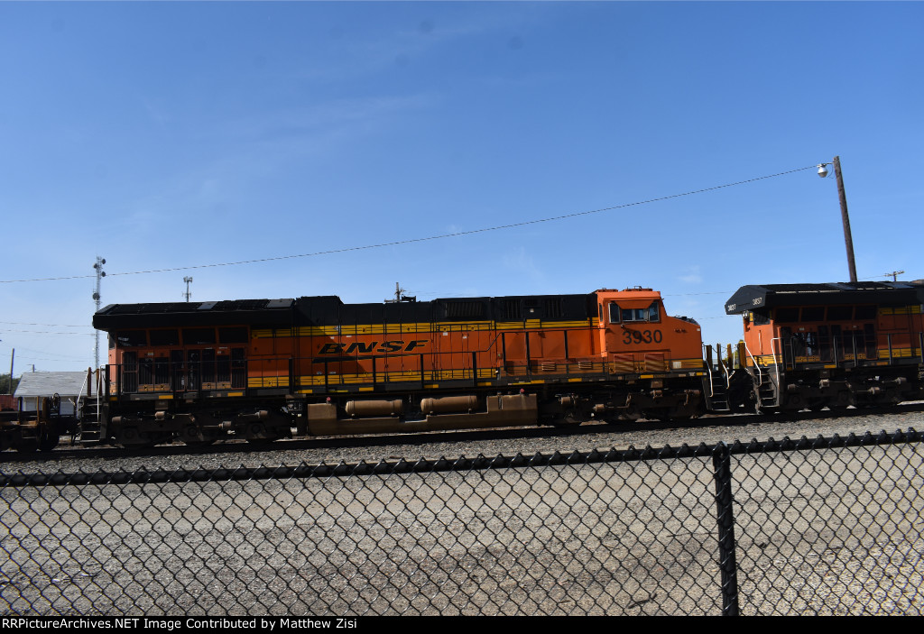 BNSF 3930